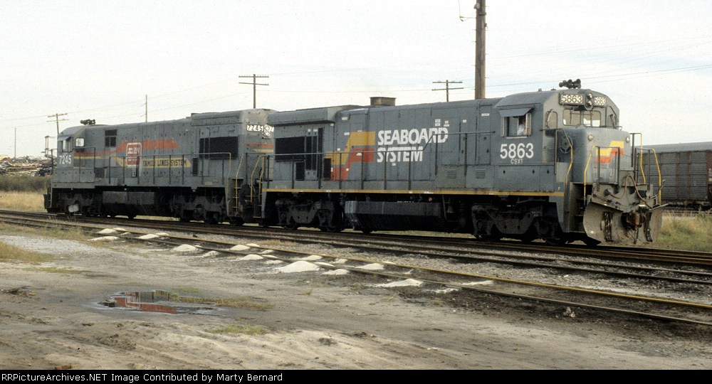 CSX 5863 and 7245